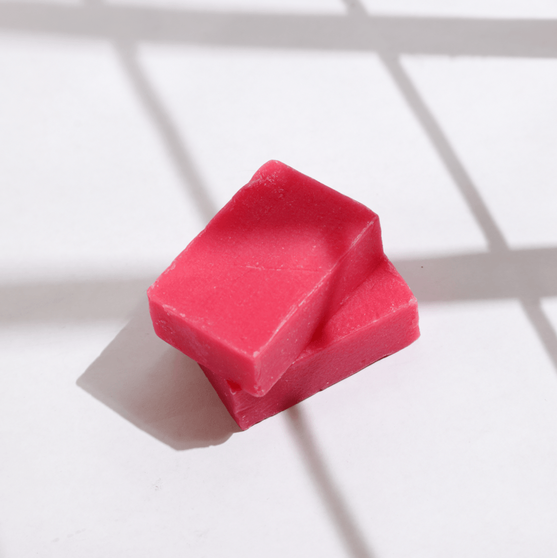 Intimate Feminine Bar | Simula PH